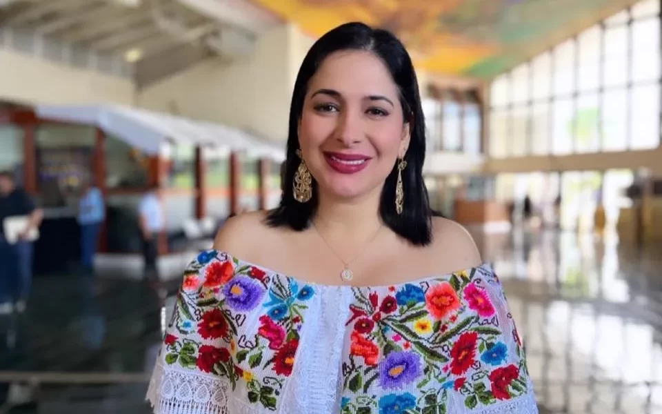Prepara Estefanía Mercado los mejores perfiles para trabajar por ...